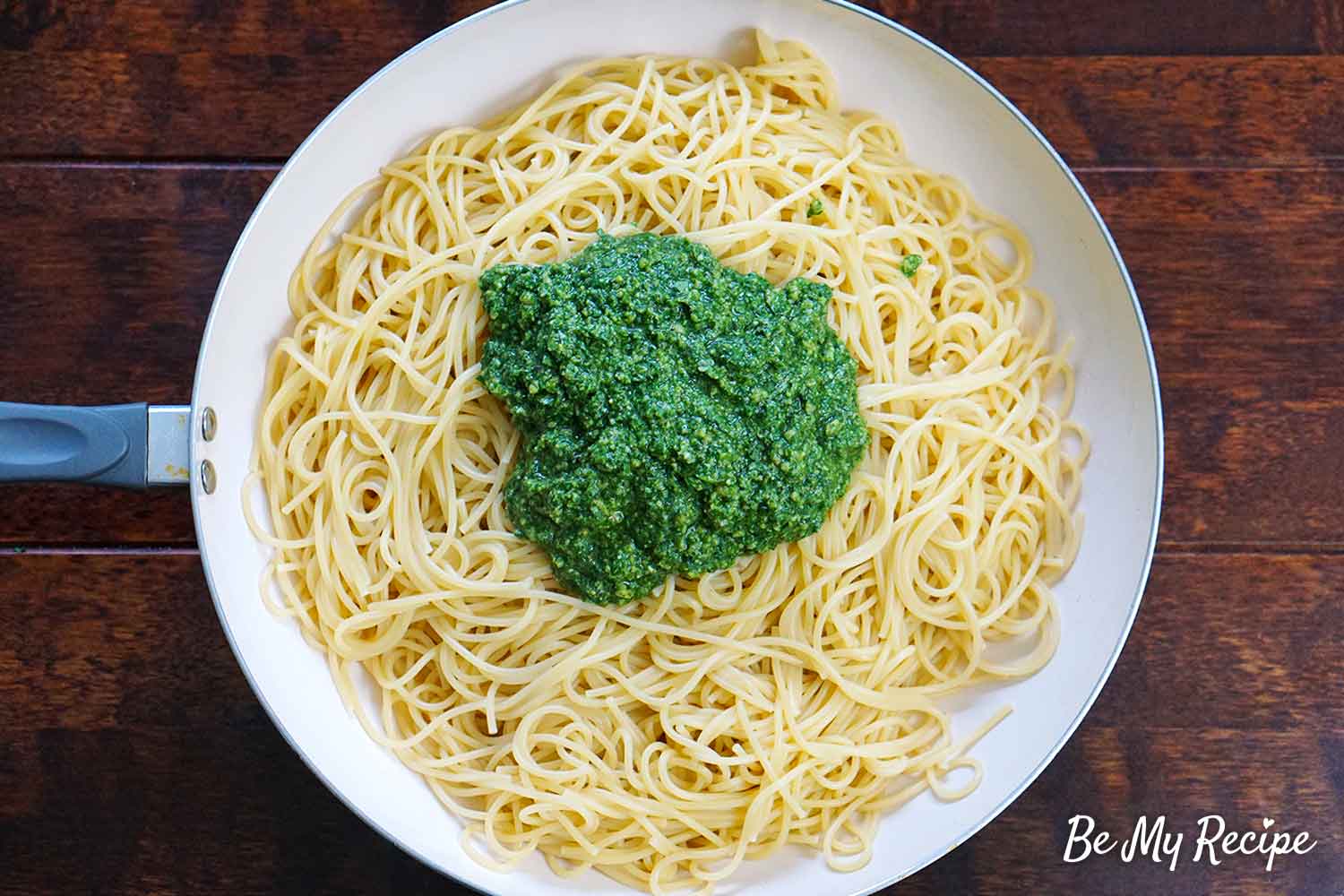 Easy 15-Minute Fresh Basil Pesto Pasta Recipe for an Italian-Inspired ...